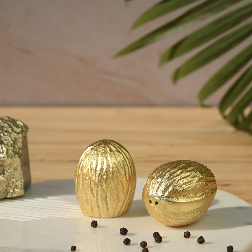 Gold Walnut Salt and Pepper Shakers – Serein Wellness